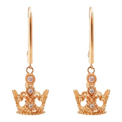 周生生女王桂冠18K金耳钉