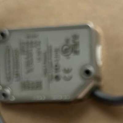 议价-邦纳高精度激光位移传感器LM150KIQP供应