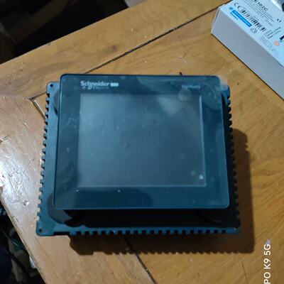 【请询价】触摸屏HMIS65HMISAC，成色99新，通电显示