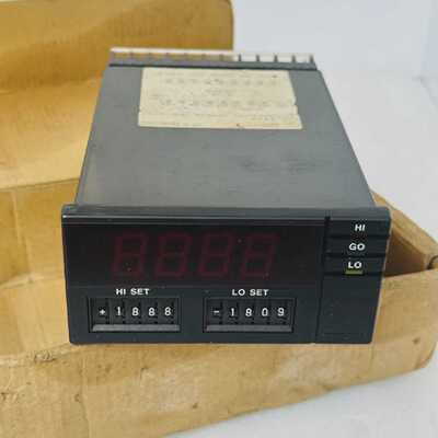 TSURUGA ELECTRIC CORPORATION 4254-19-3 AC90132V 数字面板仪表