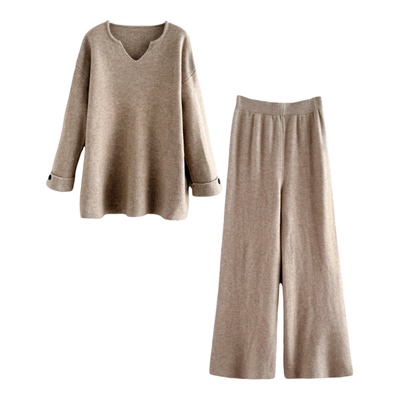 7715慵懒风感针织毛衣时尚套装秋冬v领针织上衣 直筒裤运动套装