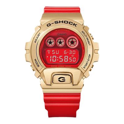 卡西欧新年风红色金属小方块手表