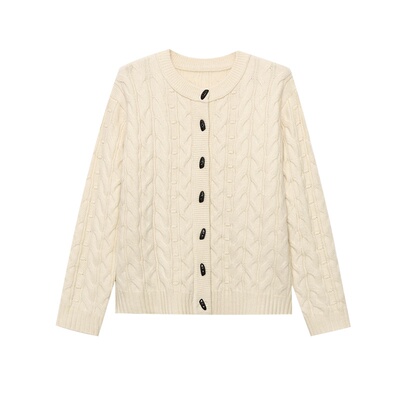 早春软糯麻花牛角扣针织开衫