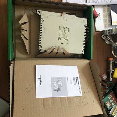 议价施耐德16点开关量输入TSXDEY16A5质保一年