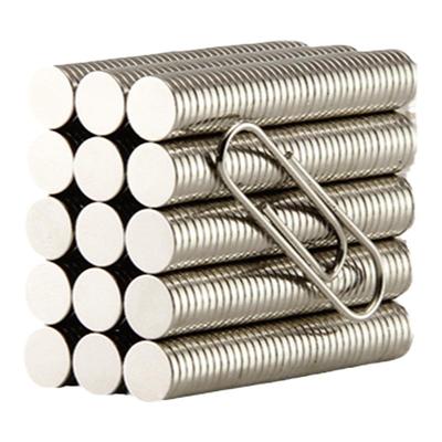 超薄迷你手机后置苹果防抖动磁片