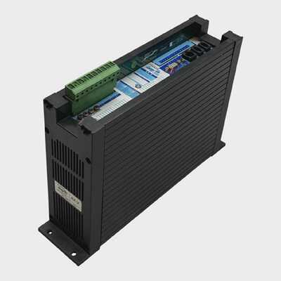 PHASE Motion Control AXV 06094 Servoregler