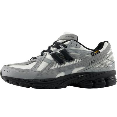 NewBalance经典厚底老爹鞋