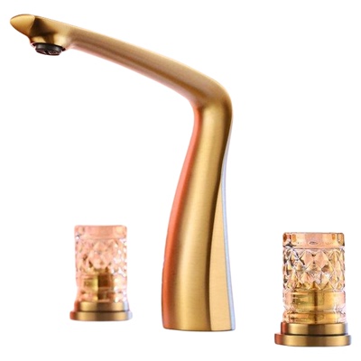 双把手中国大陆欧式冷热三孔黄铜