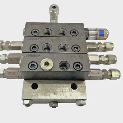 LUBRIQUIP Lubrication divider block assembly MH18-T X 2 MH12