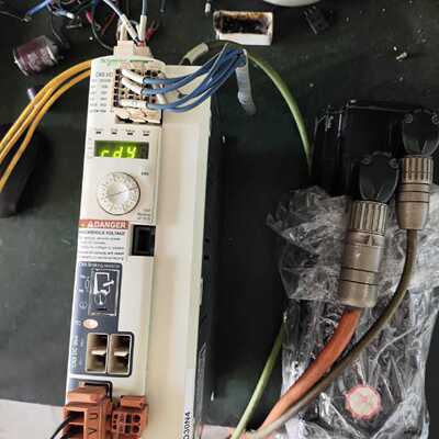 议价议价LXM32CD30N4 BSH1004P11A2A施耐德伺服驱动电机测试好发