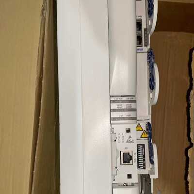 议价供应Lenze伦茨驱动器 E94ASHE0174 现货实物拍摄咨询议价