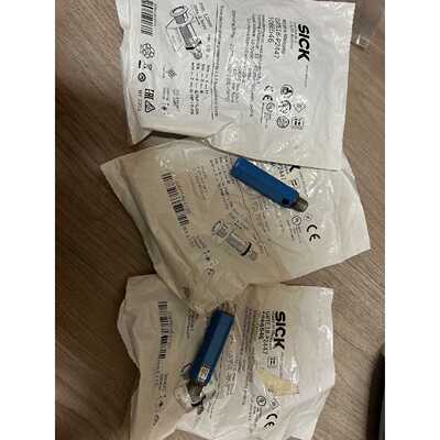询价GRTE18-P2447有2个袋子破损里面配件找不到 打