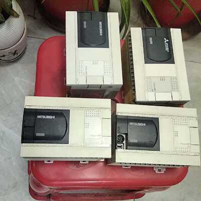 议价PLCFX3GA40MTCM功能正常已测试接口维修