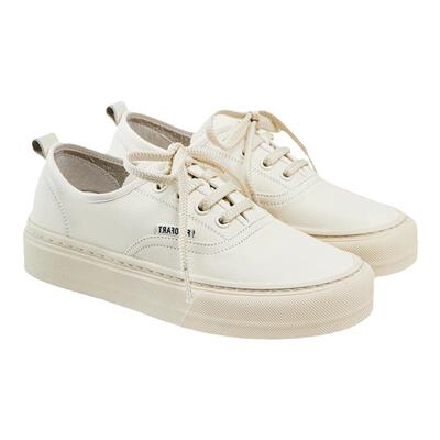 运动休闲鞋金属真皮板鞋小白鞋