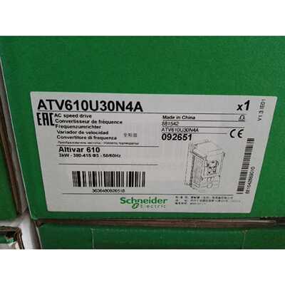 议价原装施耐德变频器ATV610D45N4 三相380-415V 45KW集成面板EMC