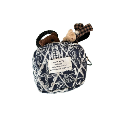 thefifthmoon精致重工刺绣民族风收纳包月事包数据线包补妆包