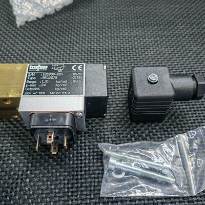 【请询价】TRAFAG压力开关，型号9B0.2078，品全新件，