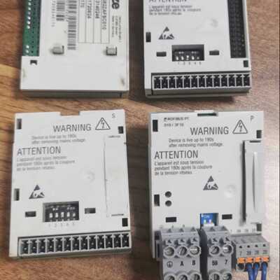 议价伦茨变频器S卡E82ZAFSC010 IO模块13140246