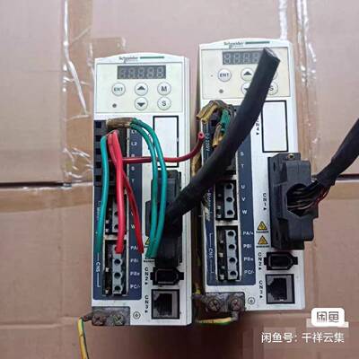 驱动器LXM23DU04M3X400w拆机件