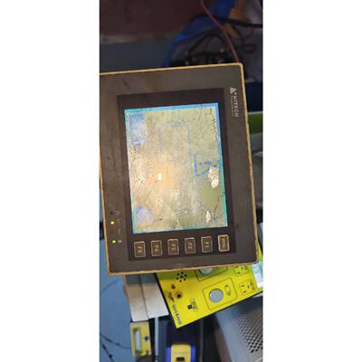 海泰克PWS5610SS触摸屏拆机的实物拍摄成色如图