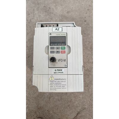 议价变频器VFD007M43B维修