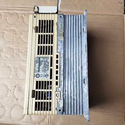 议价安川变频器CIMRVB4A0018FBA5.5kw维修