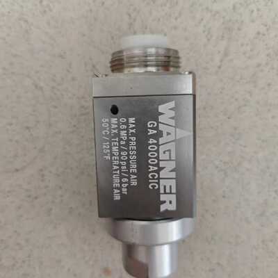 几乎全新WAGNER GA 4000AC IC自动喷枪，瑞士—议价