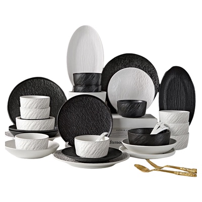 【小红书博主推荐】黑白碗碟套装