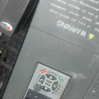 询澳地特变频器3000-4T4R-0GB-5R5pB-A一台
