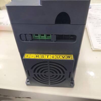 M-DRIVER美捷伟变频器 M900-0075G3，7.5