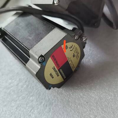 议价日本东方马达电机PKE569AC拆机功能完好带线实拍维修