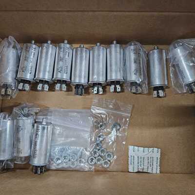 EPCOS B33331V (13 units) NEW