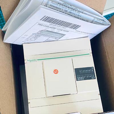 议价TWDLCAA16DRF施耐德twido系列PLC16点一体控制器 全新现货