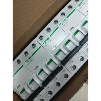 议价施耐德2P开关A9F18210iC65NC10A有1维修