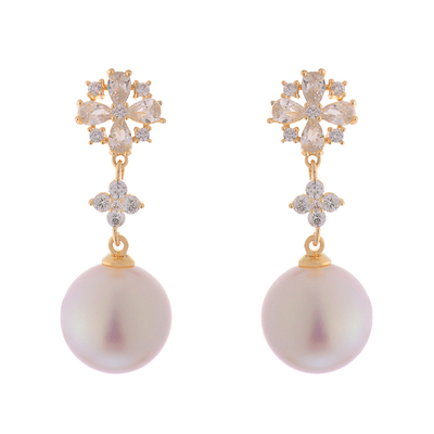 「冰雪女王」法式粉光珍珠耳环