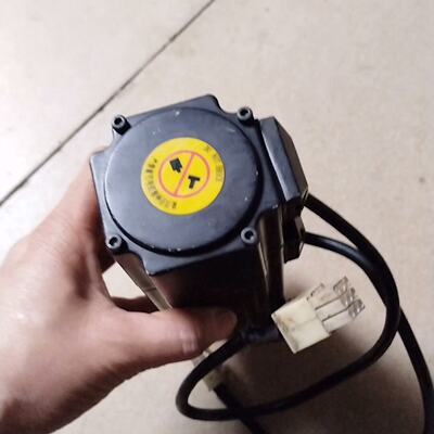 议价Export Estun Servo Motor Model Emj-04Apb21 400W 2适用
