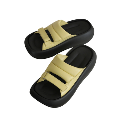 彭姐厚底增高摇摇拖鞋松糕凉鞋