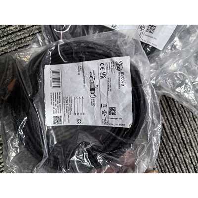 议价IFM  EVC082 EVC086 EVC088 EVC078 EVC079连接线现货议价