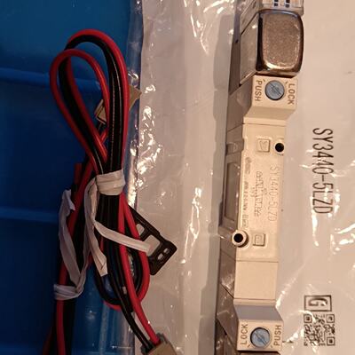 议价SMC电磁阀SY3440-5LZD三个，18