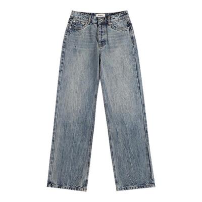 立挺版型超显腿长的牛仔裤