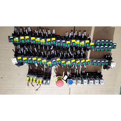 〔议价-可维修〕施耐德RXM4AB2BD 5个(4个无底座 1个白有底座) 工