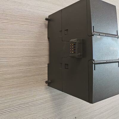 议价The BrNew  Aq04 200Smart Analog Output Module适用