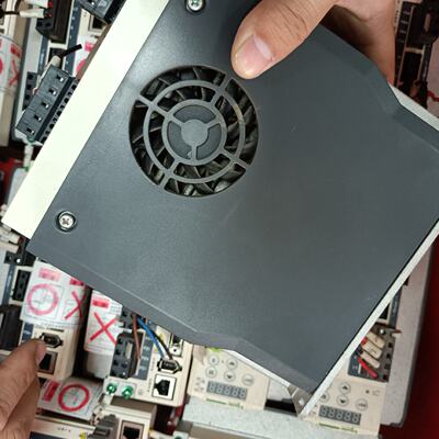 议价750W Servo Driver Excellent Condition Good Functionality