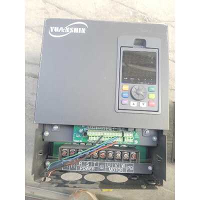 议价源信变频器YX30004T0110G4T0150PM维修