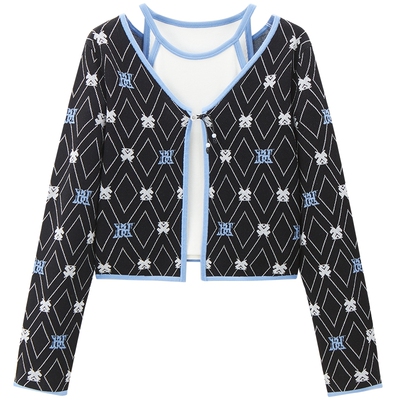 太平鸟女装秋季主题纹样两件套时尚修身微弹针织线衫女A1EDE3208