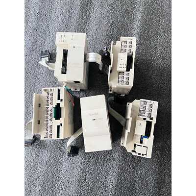 非标价FX2N1HC   FX2N2DA    FX2N2A议价