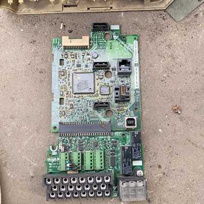 安川H1000主板YPHT317791BETC7