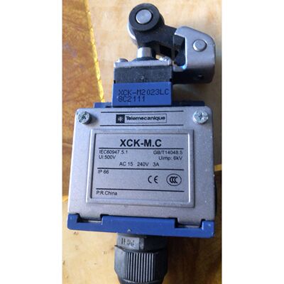 询价下单施耐德限位开关XCKM2023LC