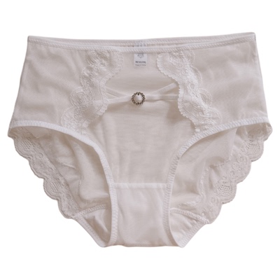 雾霭玫瑰梦~钻扣中高腰蕾丝内裤