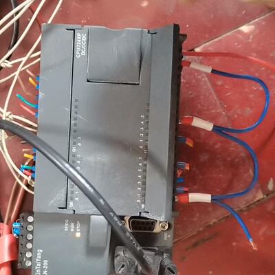咨询后拍晶体管式新太阳(西门子)cpu224xp式，功能正常外观完好
